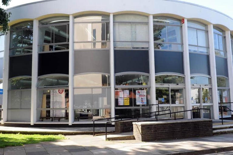 Chichester library to close for major refurbishment