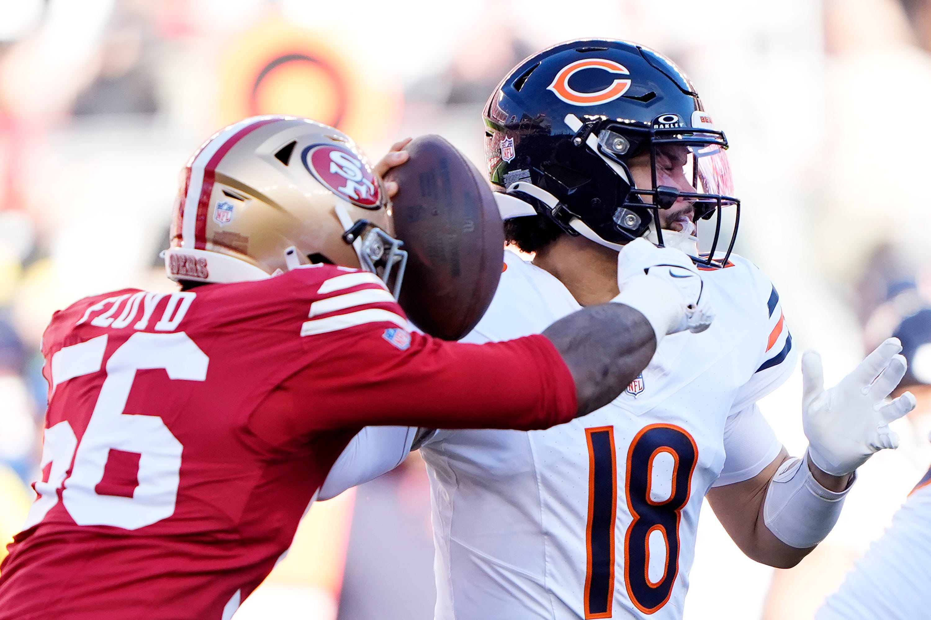 Bears vs 49ers picks, predictions, odds for NFL Week 17 game Sunday