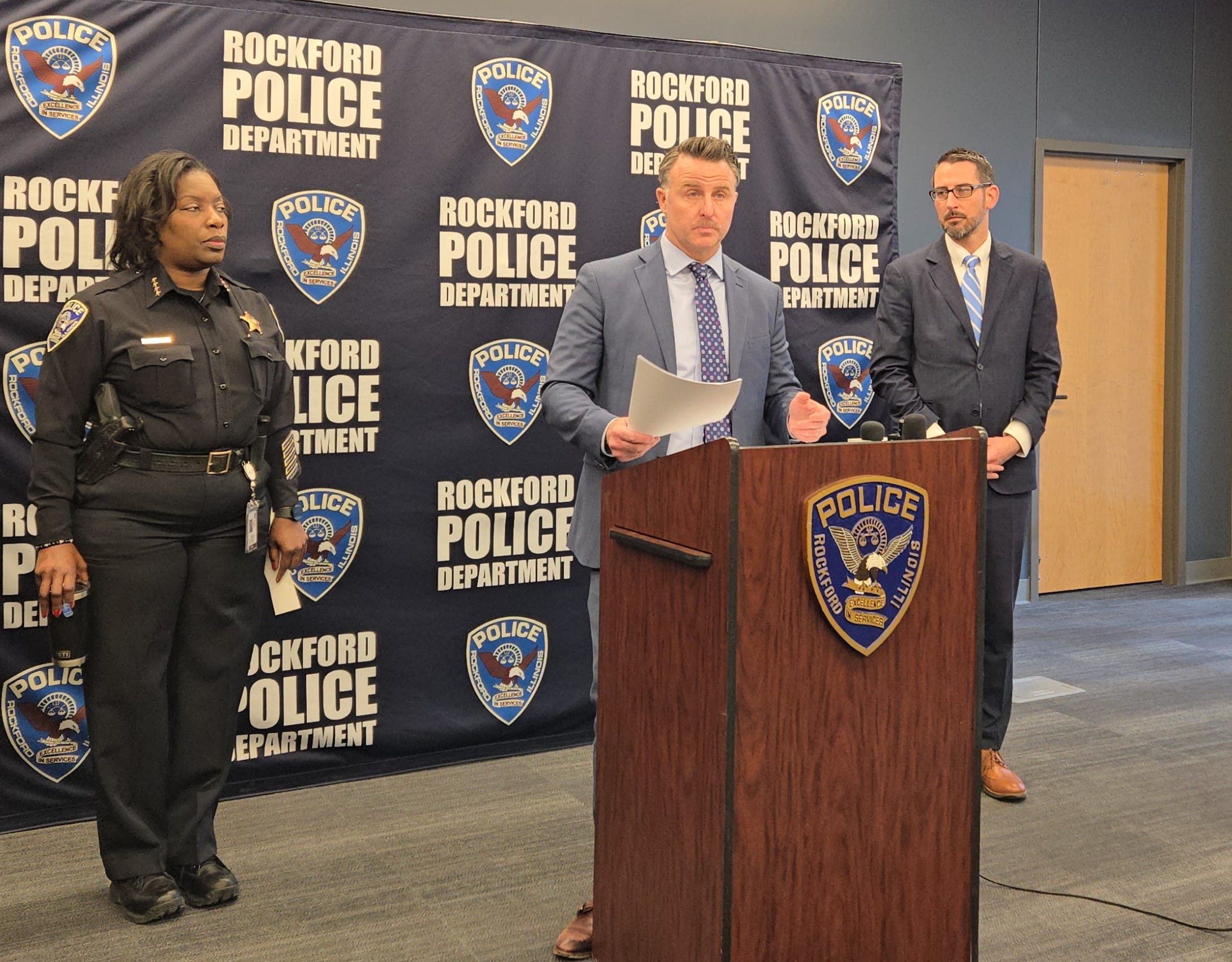 Ex-husband charged in 2011 triple homicide of Natasha Cleary and her ...