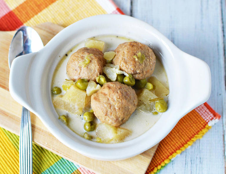 15 Cozy Soups to Nourish the Family on Rainy Days