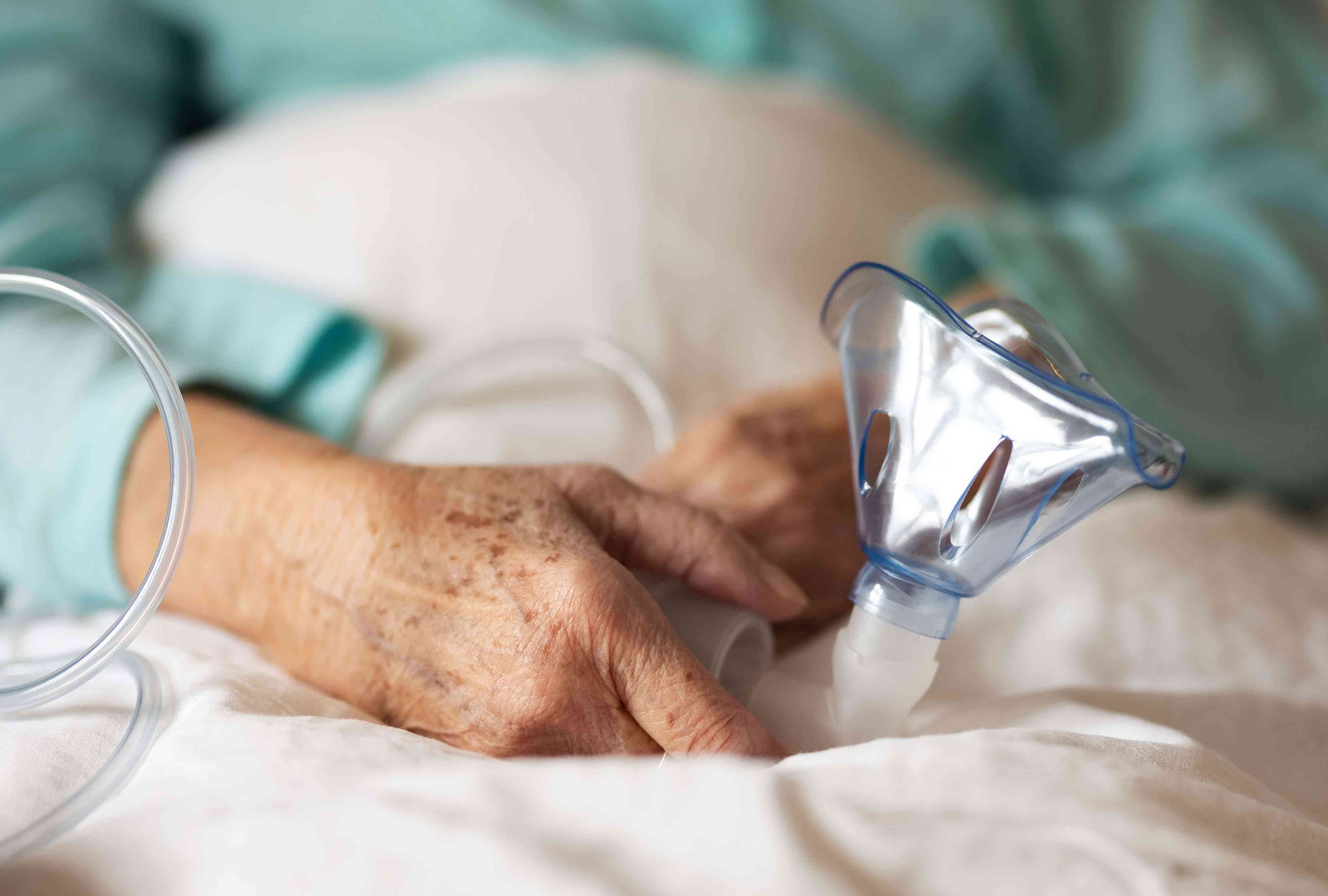 Oxygen Therapy for COPD: Types, Benefits and How to Use O2