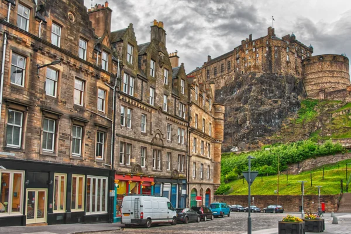 London vs. Edinburgh: 15 Reasons One Might Fit Your Travel Style Better