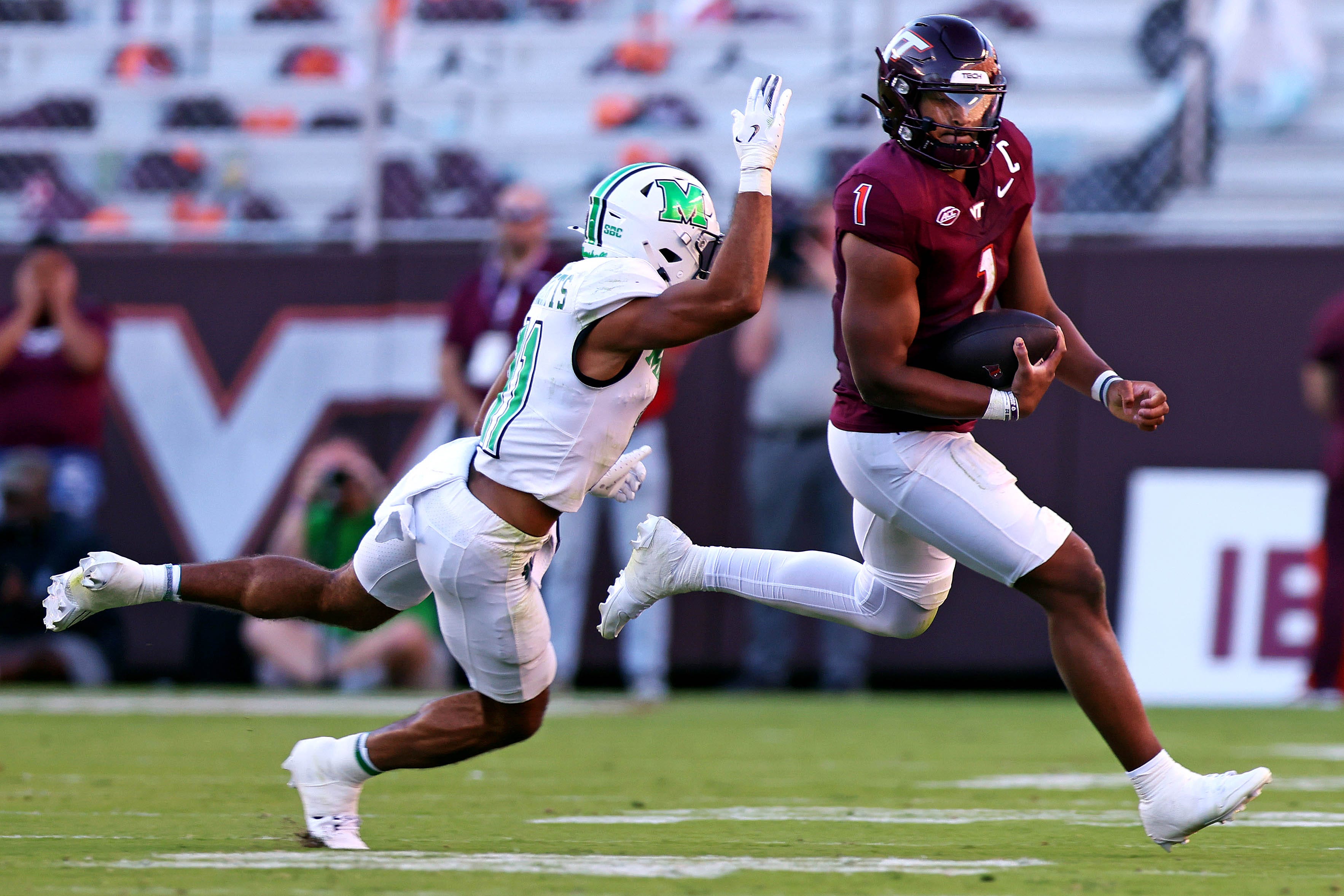 Bengals meet with Marshall DB J.J. Roberts ahead of NFL draft