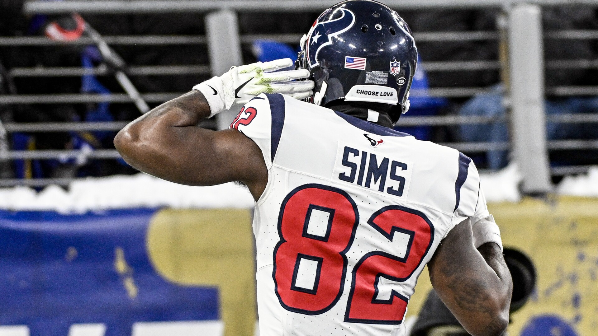 Returner Steven Sims signs with the Seahawks