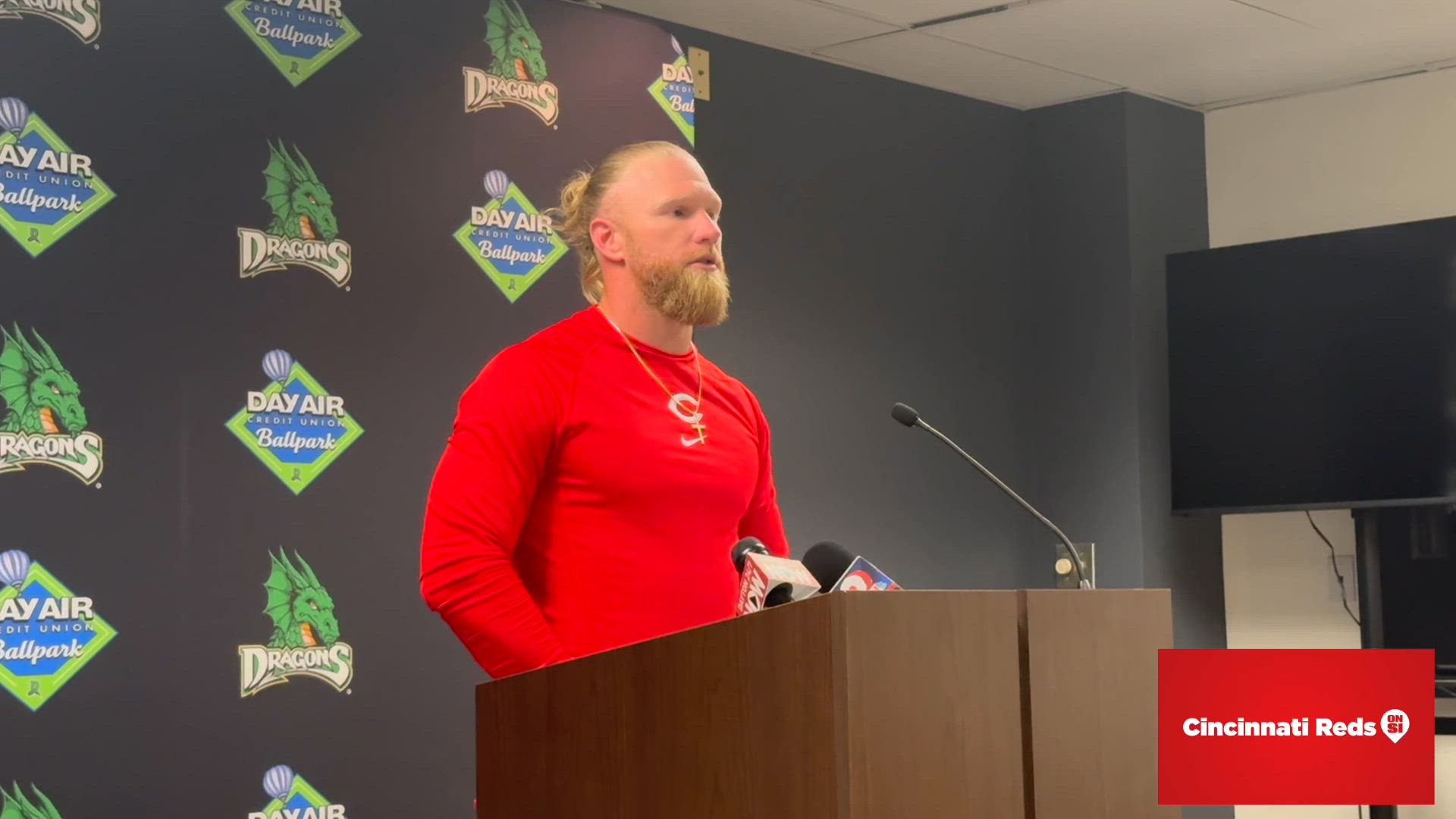 Jake Fraley on Expectations for 2025, Start of Cincinnati Reds Season