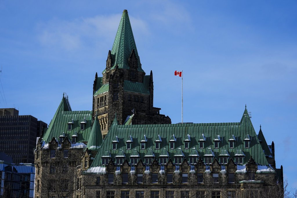 Kelowna candidates throw hats in ring as federal election campaign begins