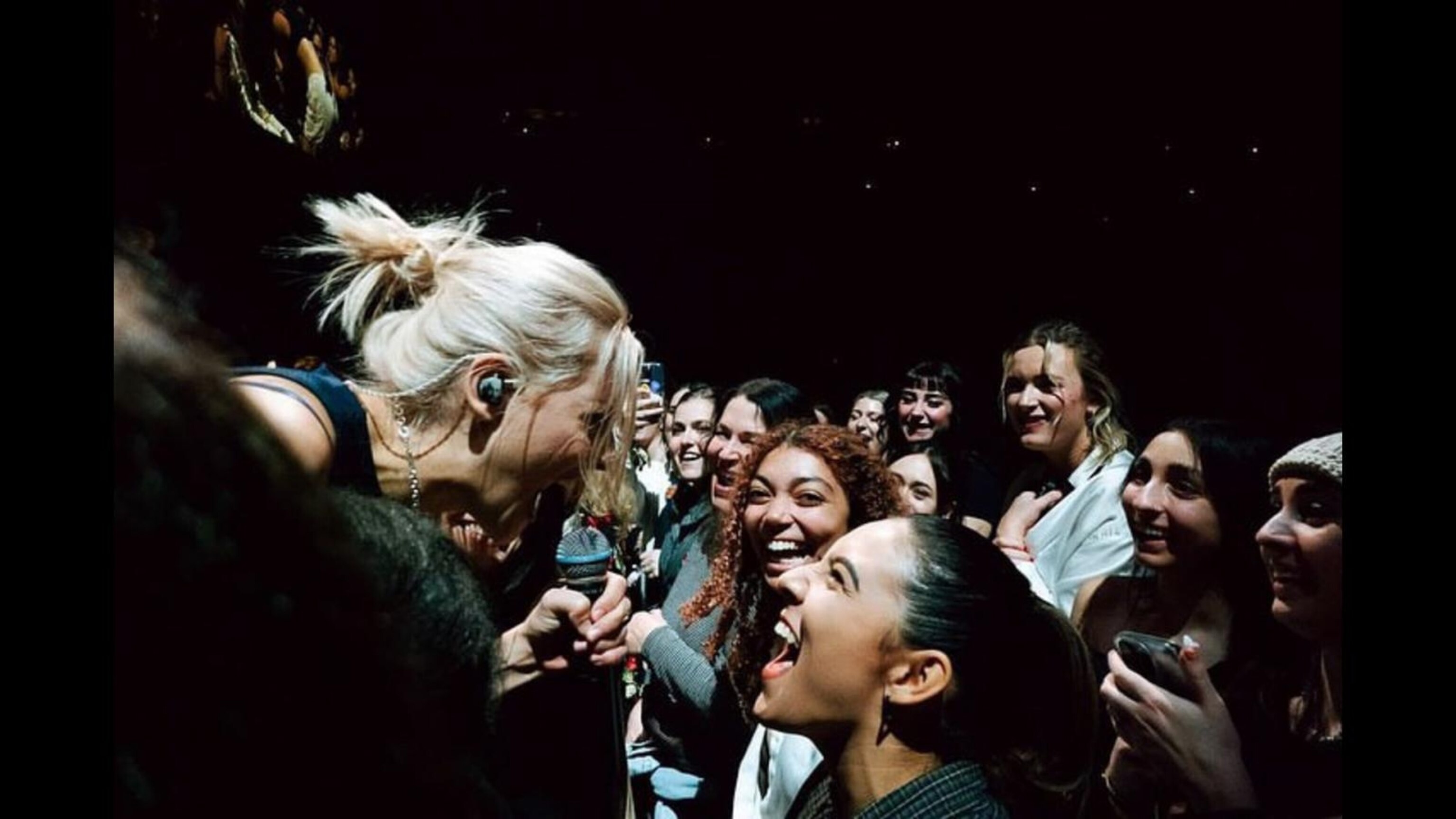 Singer-songwriter Dora Jar connects with her 'kooky' fans in debut album