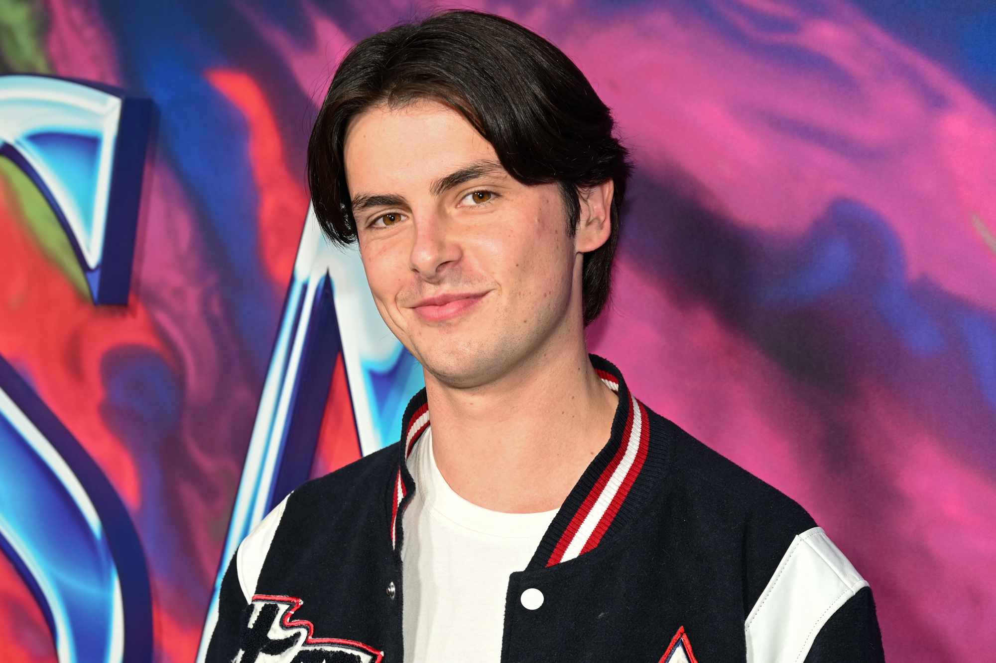 Dylan Douglas, Son of Catherine Zeta-Jones and Michael Douglas, Sets ...