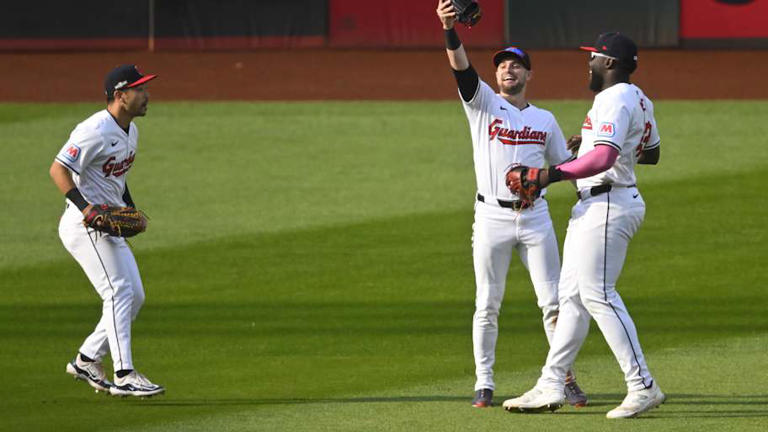 Analyst Makes Bold Prediction About Guardians Outfield