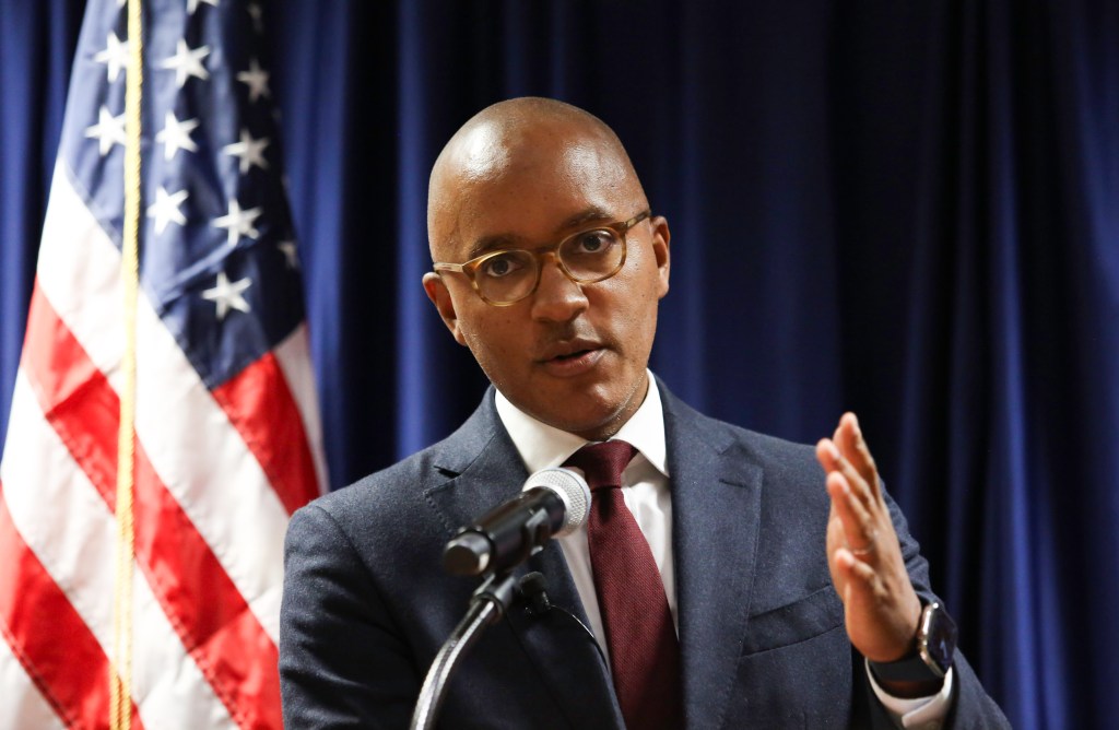 Inside prosecutors’ scramble to save Mayor Adams’ corruption case after ...