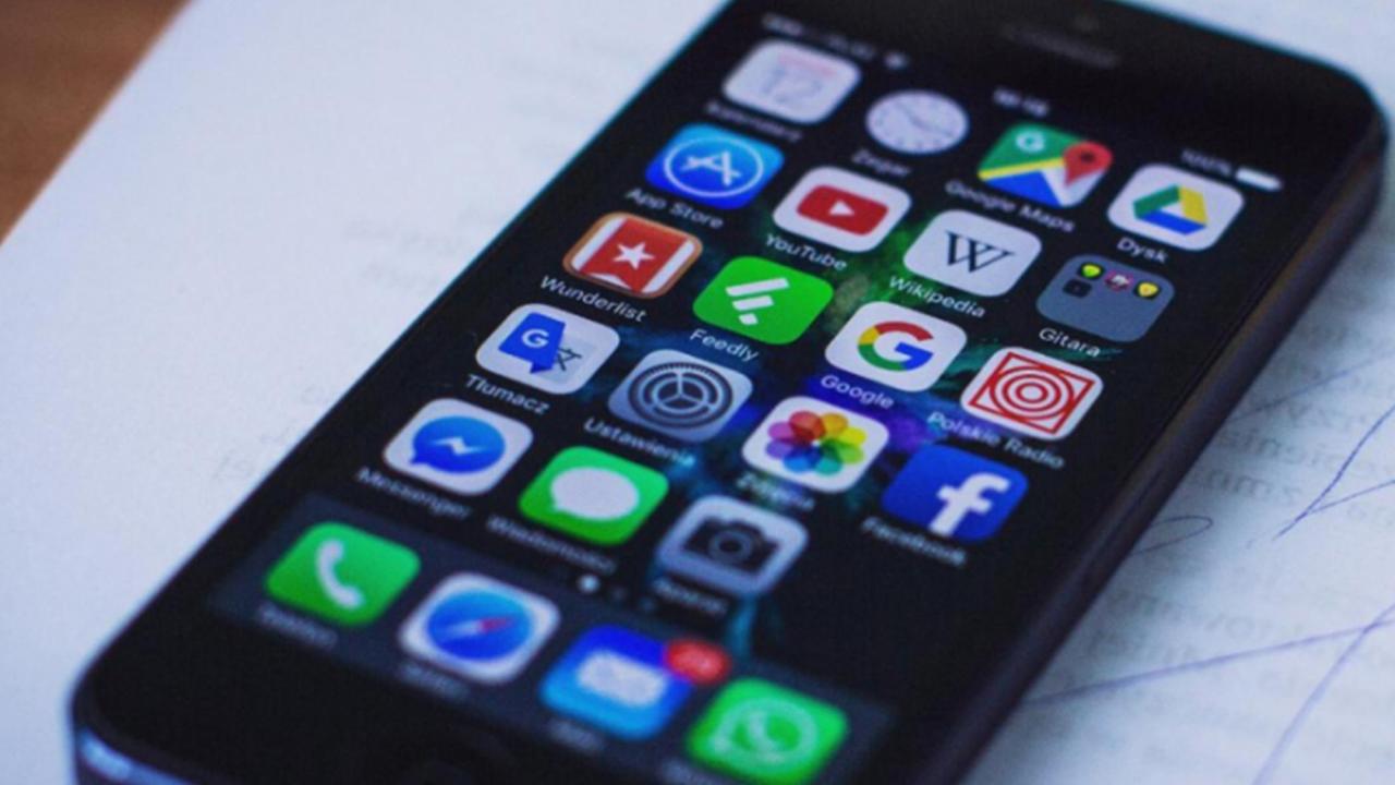 NC House passes ban on cell phones in schools, with some exceptions