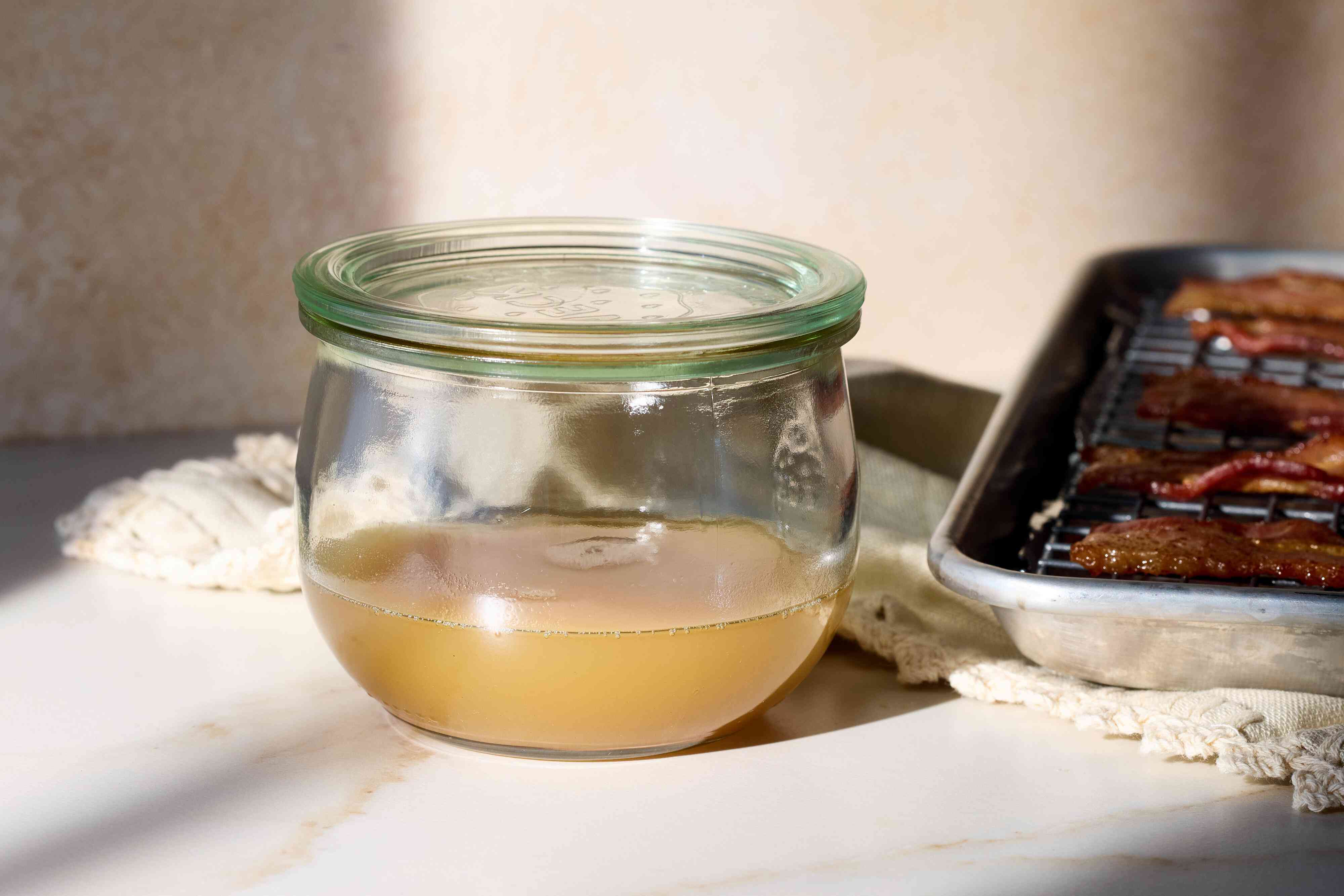 Exactly How to Store Bacon Grease, According to Chefs