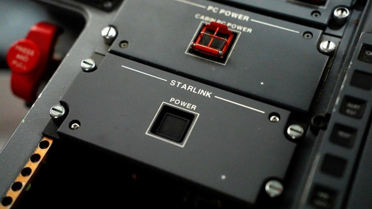 How to install Starlink on a plane