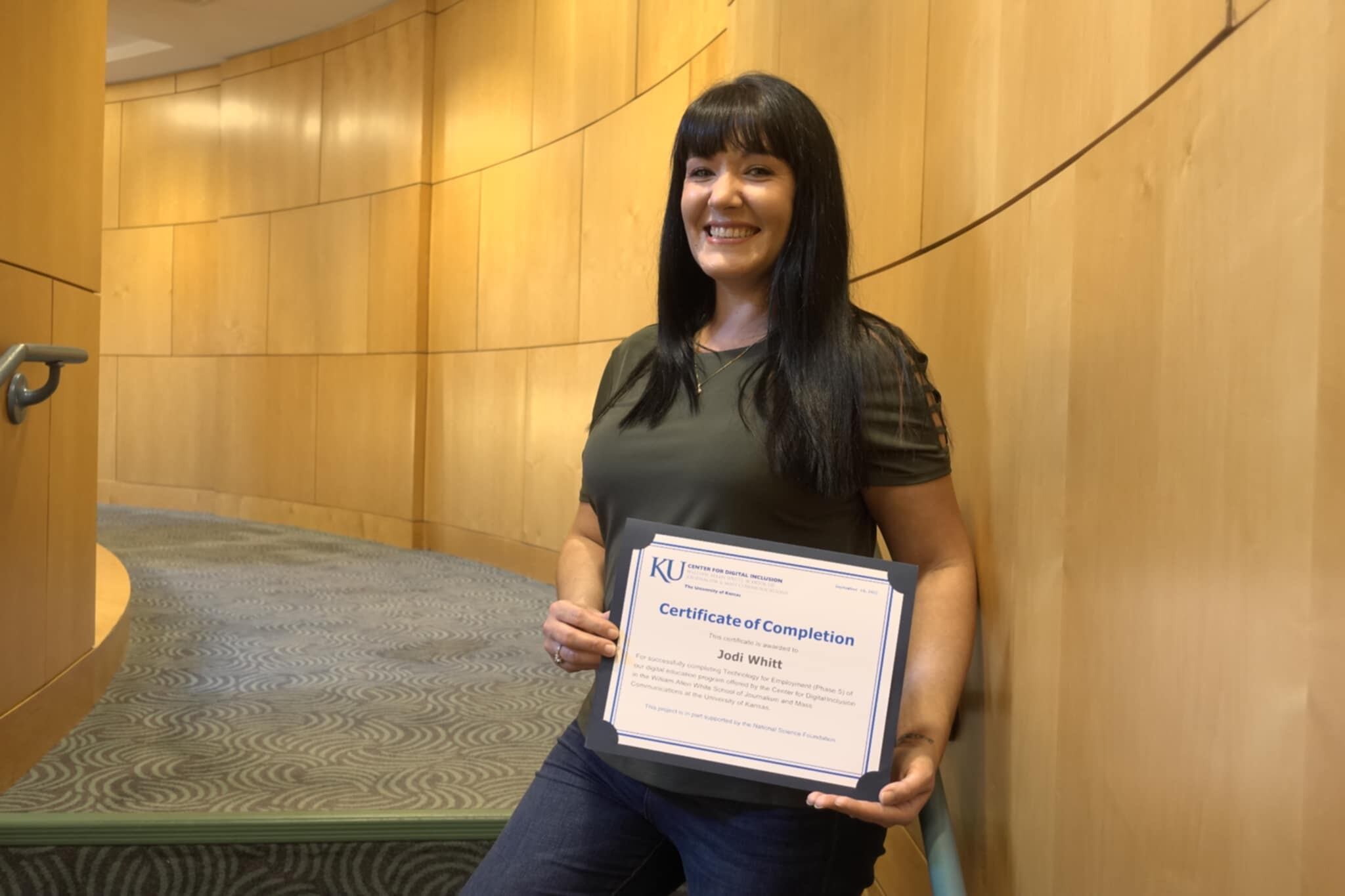 Inmate to mentor: Recovering Kansas addict helps women on the inside