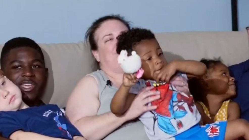 Florida family opens home to foster teens and siblings, creating a ...