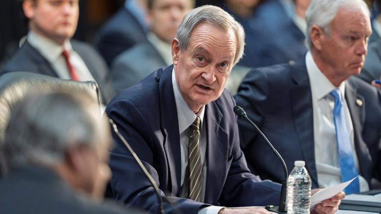 Sen. Crapo introduces legislation to create scam prevention task force