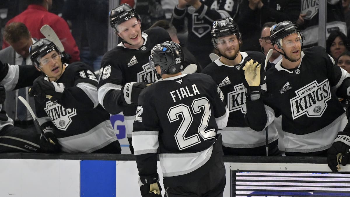 Sorge um Roman Josi: Fiala trifft doppelt und jagt persönliche NHL ...