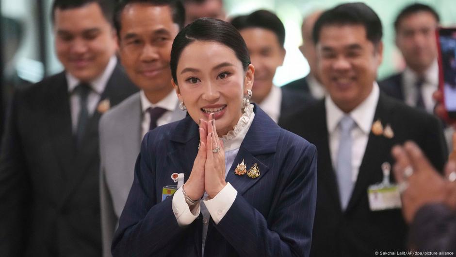 Thailand prime minister survives no-confidence vote