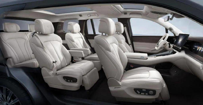 腾势N9挑战理想L9：45万级SUV新贵，谁将更胜一筹？