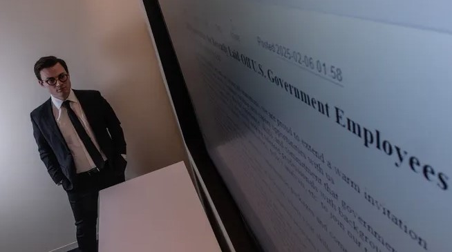 Secretive Chinese Network Preys on Fired US Government Workers