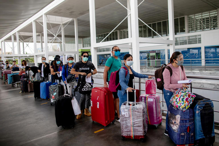 Most OFWs won’t join Duterte backers’ ‘zero remittance week’ – Palace Most OFWs won’t join Duterte backers’ ‘zero remittance week’ – Palace