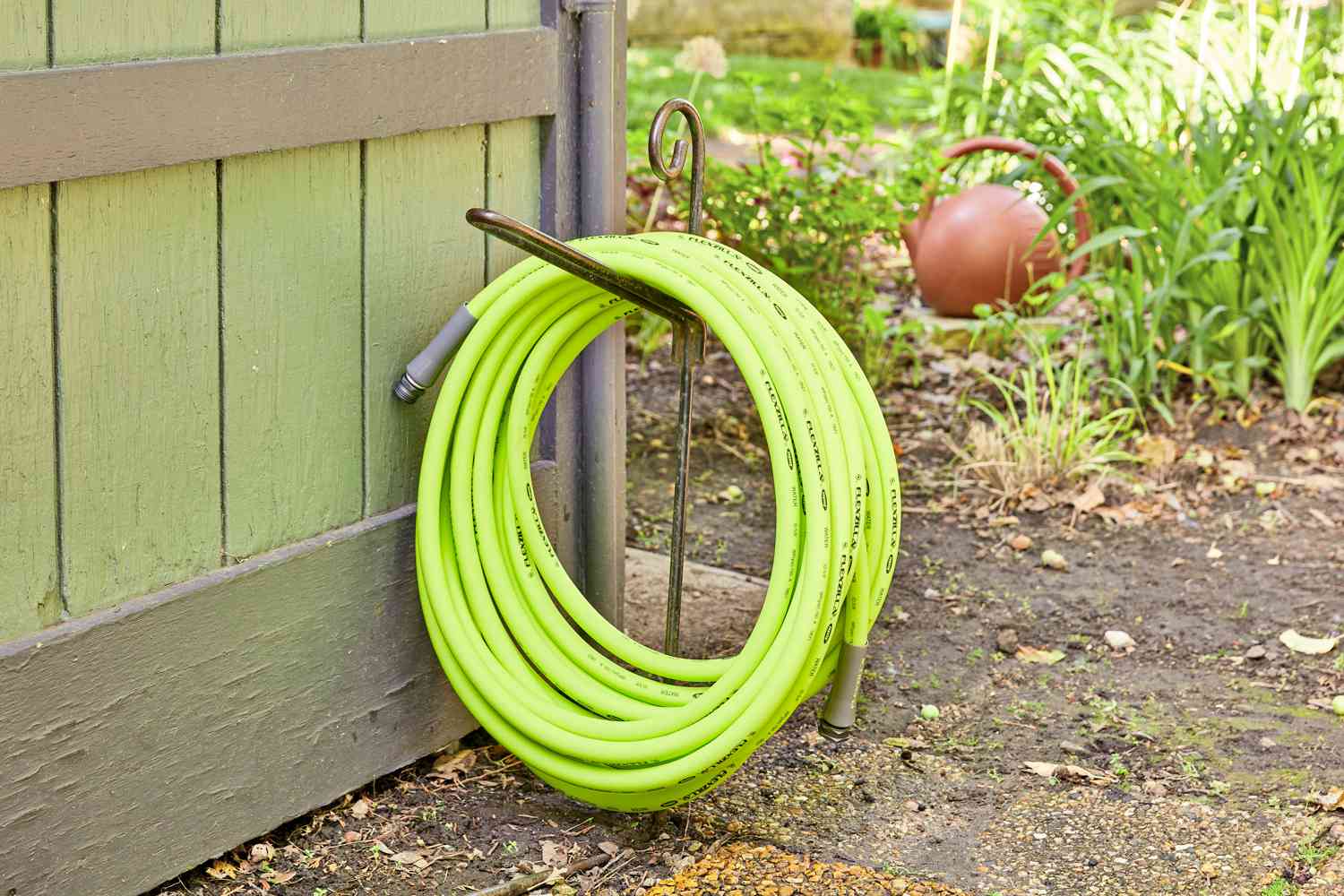Amazon's top-selling garden hose with 72,400 5-star ratings is back on ...