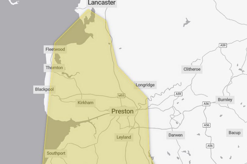 Met Office hits Lancashire with new weather alert and warning to M6 ...