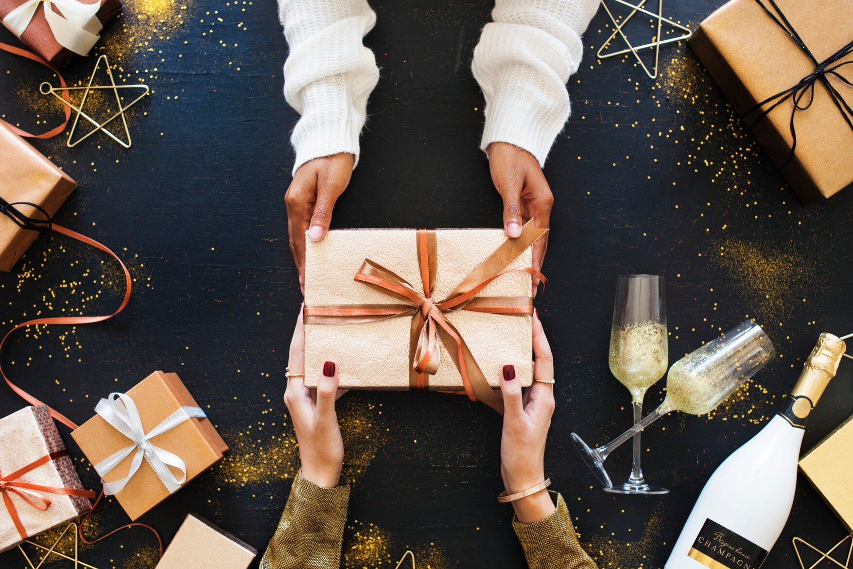 5 Rekomendasi Ide Tukar Kado di Bawah Rp200 Ribu