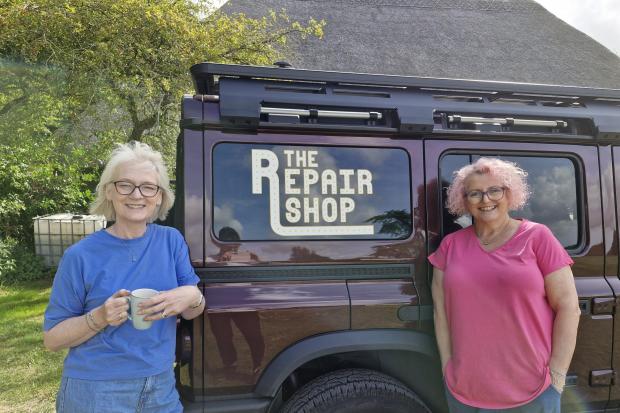 Saints legend to open new charity shop in town