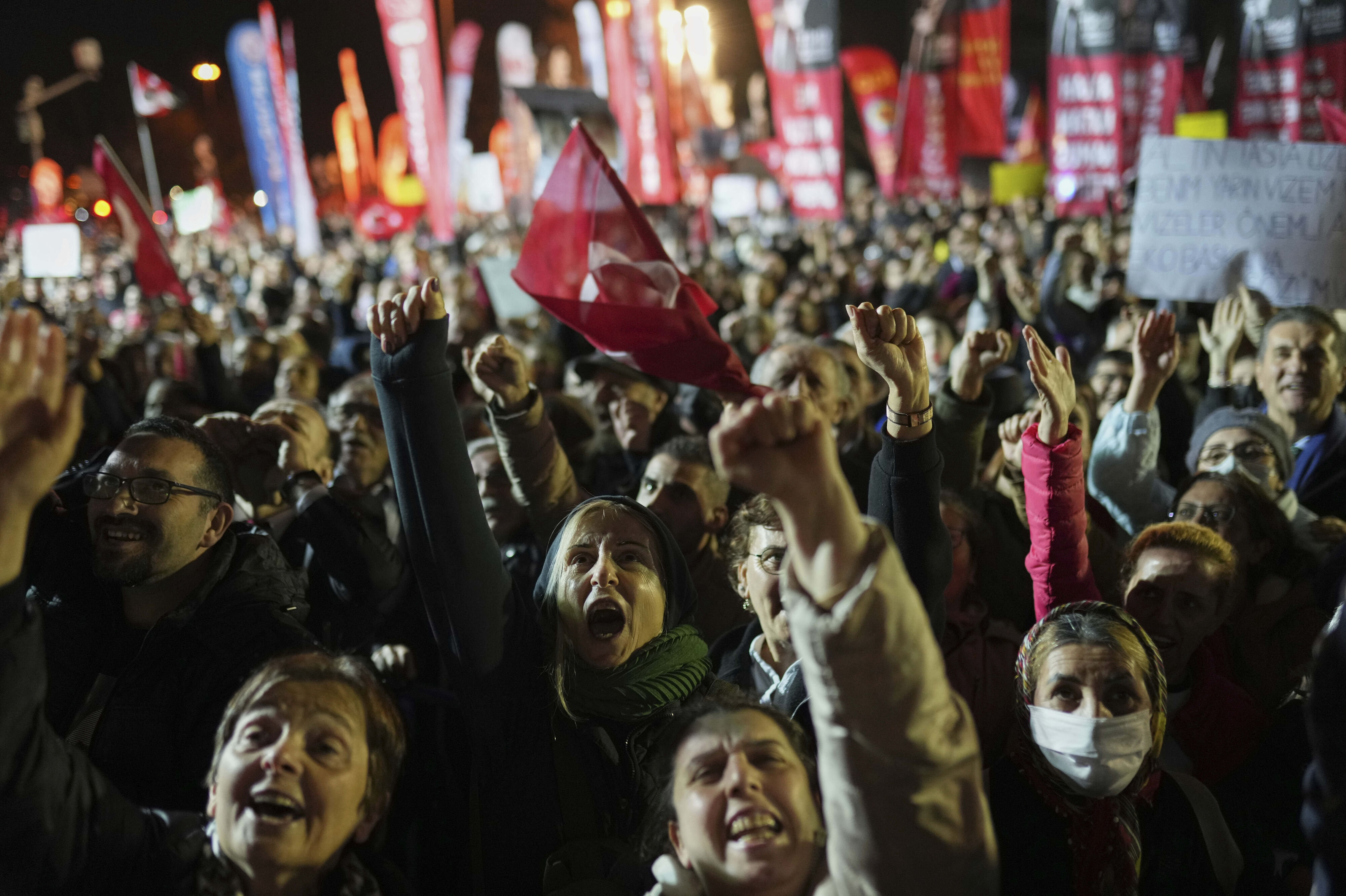 USA udtrykker bekymring over anholdelser og demonstrationer i Tyrkiet