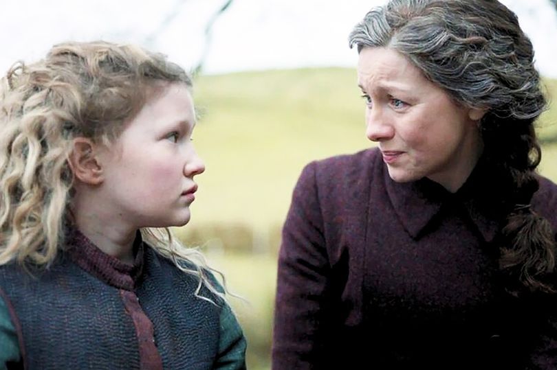 Outlander books 'prove' how major character will return in season 8 ...