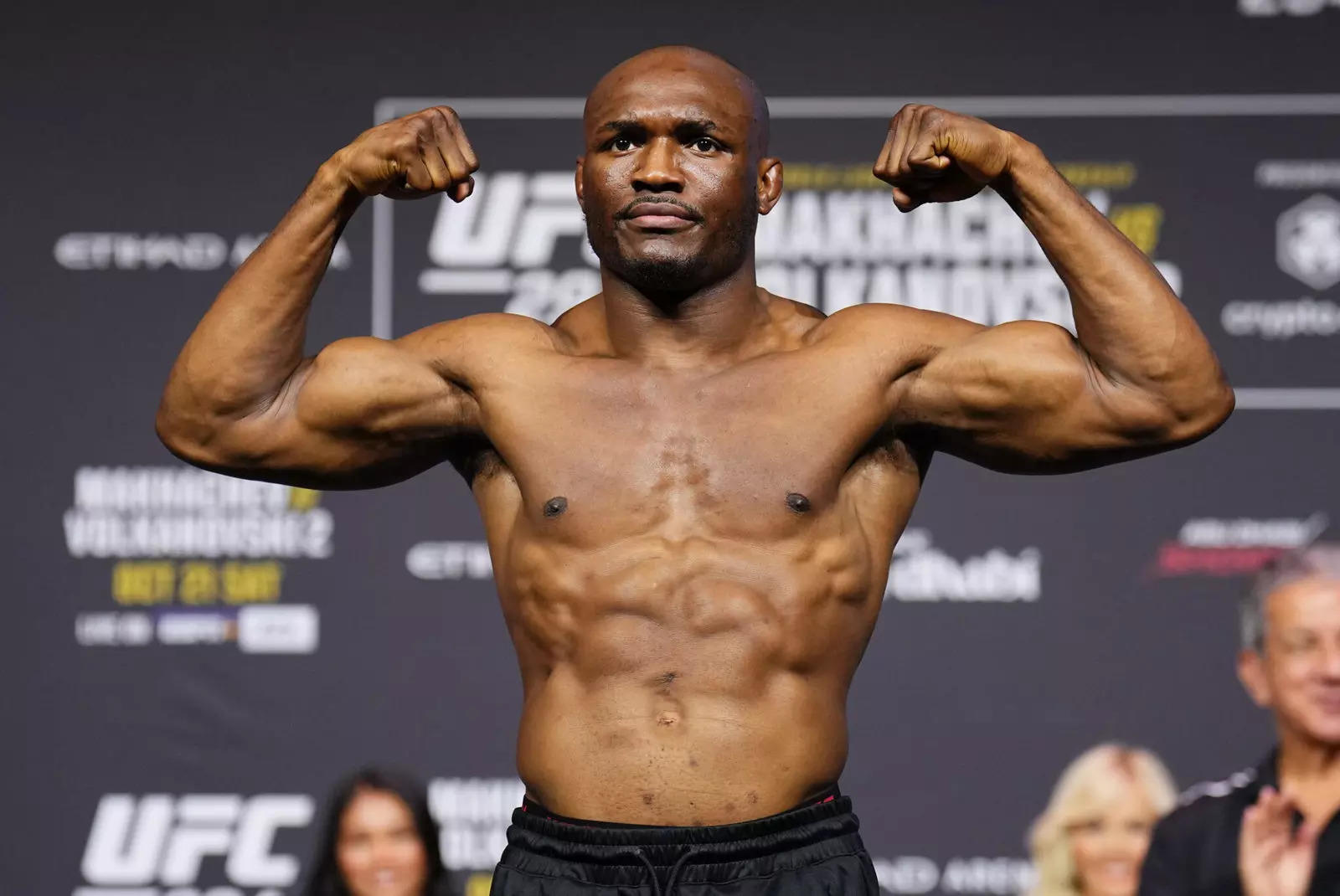 Former UFC welterweight champion eyes for a bout against the winner of ...