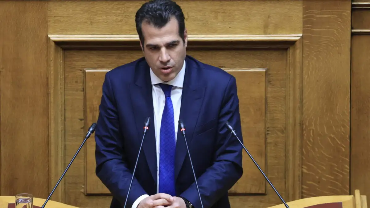 Πλεύρης: Επιστροφές μεταναστών και πρώτη πτήση προς Δαμασκό μετά από 14 ...