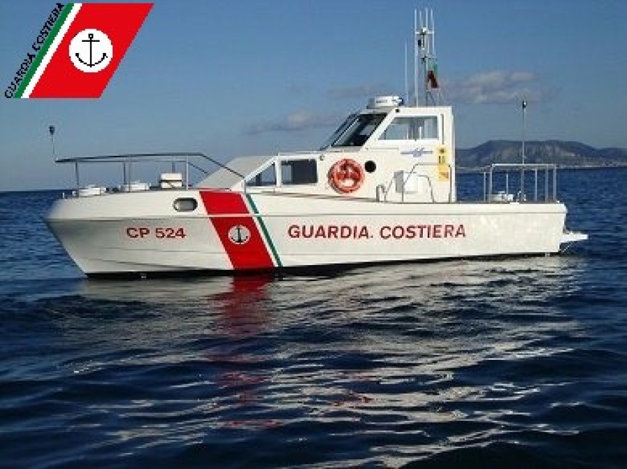 Migranti, 166 persone soccorse dalla Guardia costiera di Siracusa