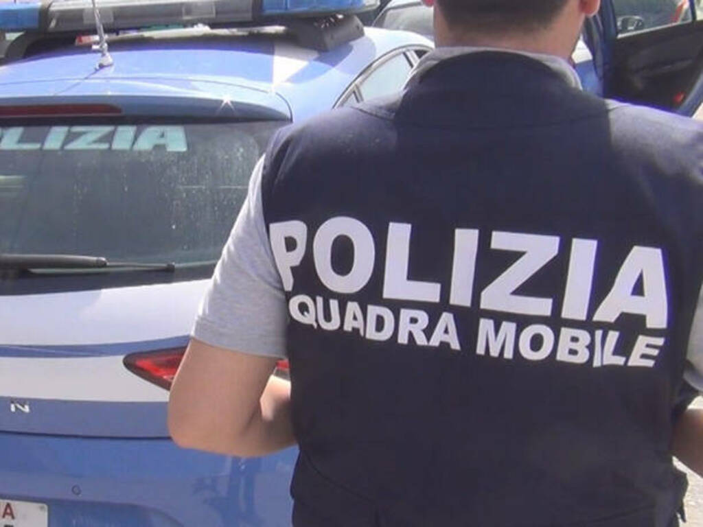 Savona: deve scontare oltre due anni di carcere, la polizia lo ...