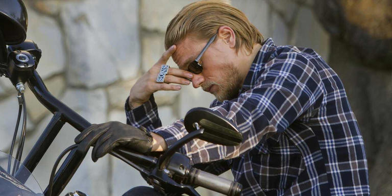 11 Years After Sons of Anarchy, Charlie Hunnam's Next TV Role Will See Him Become a Real-Life ...