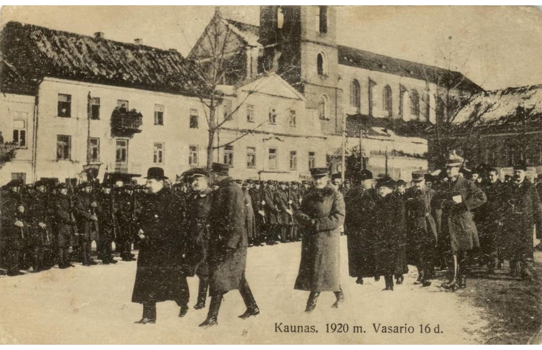 Stunning images of European capital cities in the 1920s