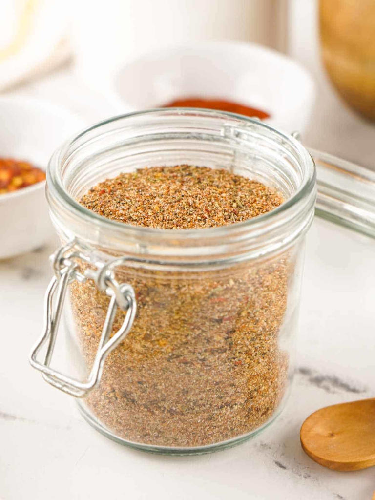 Homemade Caribbean jerk seasoning