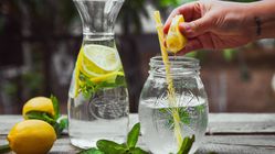 Rekomendasi Minuman Rendah Gula untuk Hidup Lebih Sehat