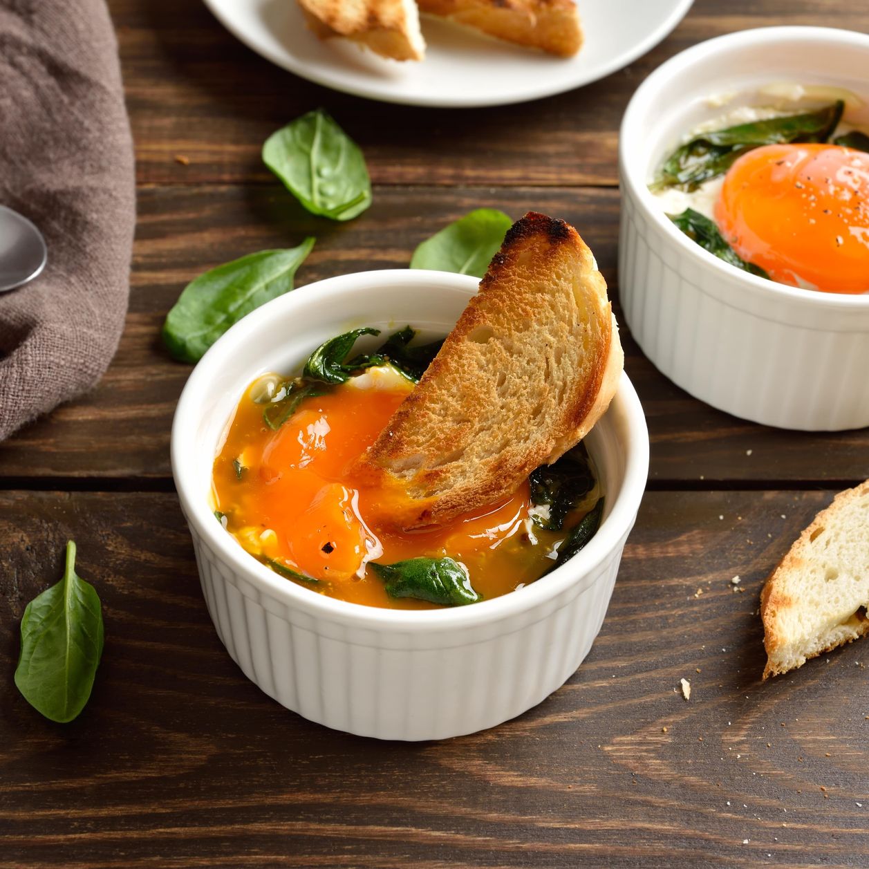 Œuf cocotte : pas de crème fraîche ici, cette diététicienne la remplace ...