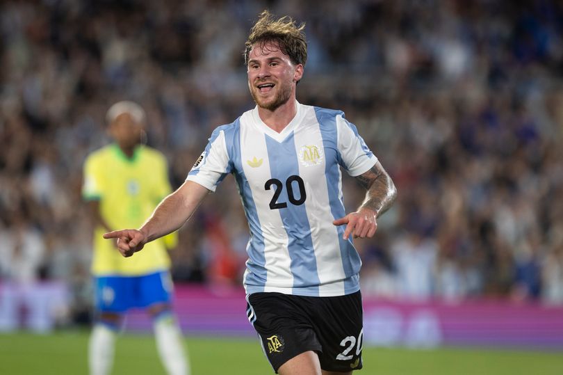 'Conquer the world' and 'pure authority' - 2 Liverpool stars hailed for ...