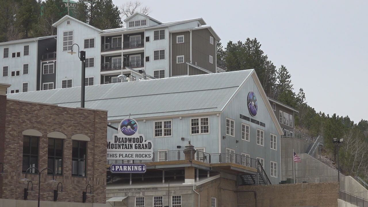 Wyoming man arrested following Deadwood standoff