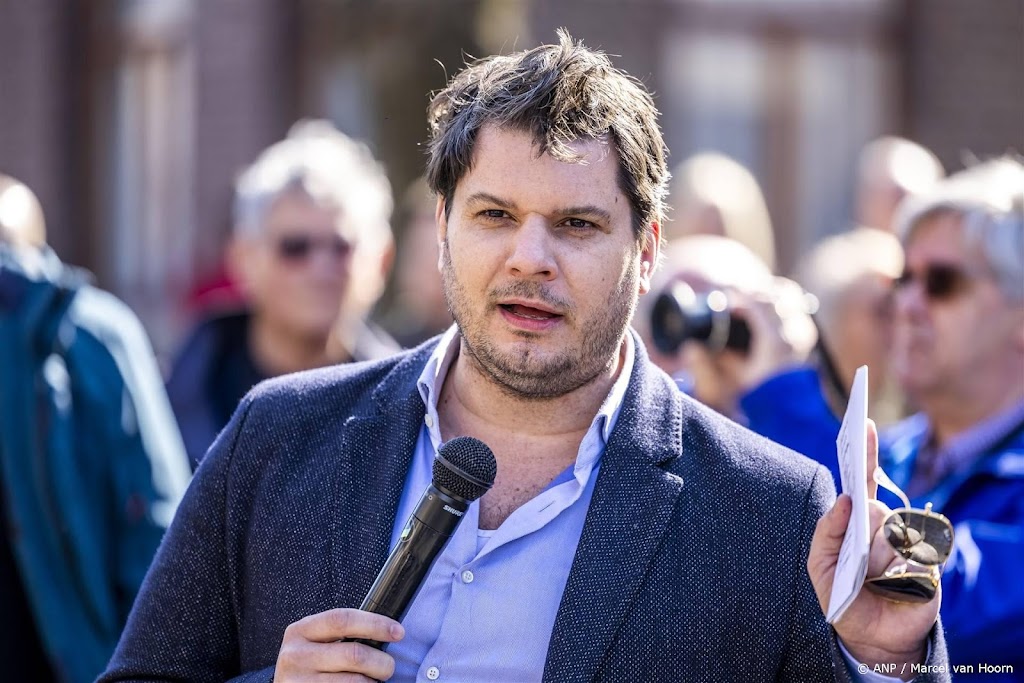 Servé Hermans gaat Beatrix de Musical regisseren