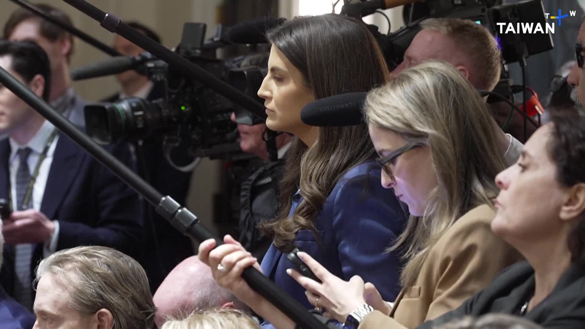 Trump Administration Downplays Signal Chat Security Breach - TaiwanPlus ...