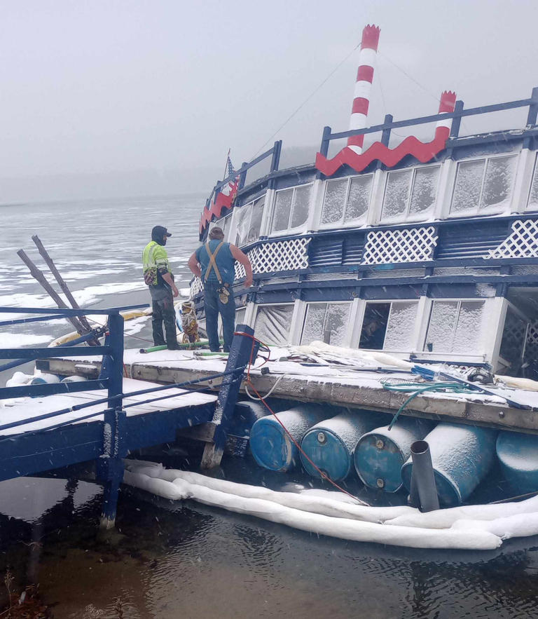 AuSable River Queen owners baffled by sudden sinking, grapple with ...
