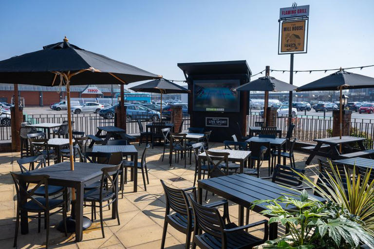 Broughton Retail Park pub reopens following six-figure refurbishment