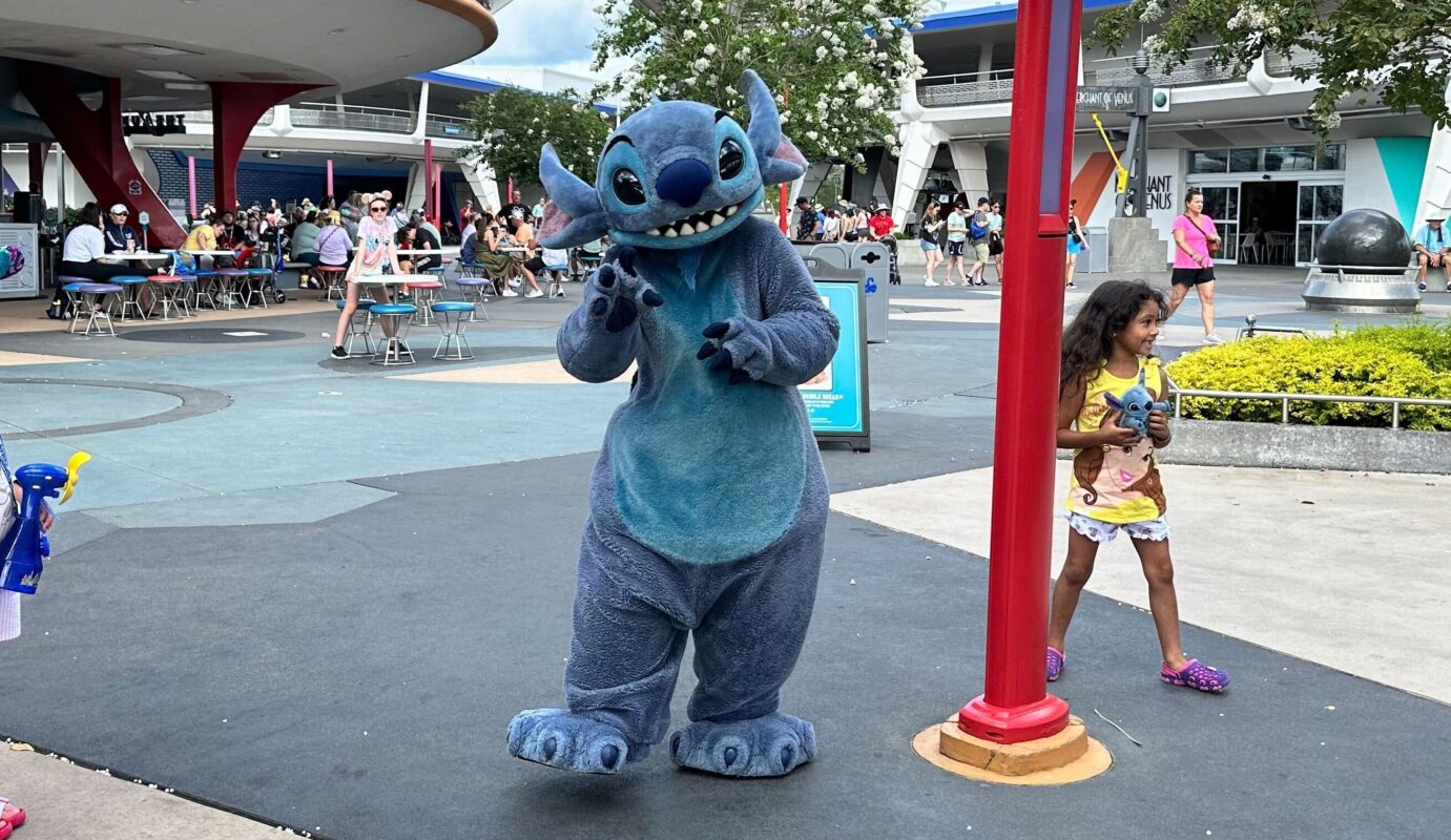 Goofy Taking Over CommuniCore Hall, Stitch Invading Tomorrowland, and ...