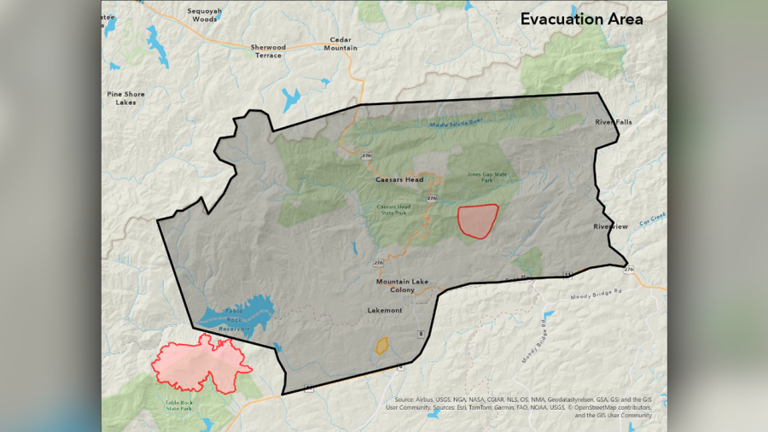 Spread of Upstate wildfires prompts mandatory evacuations in Pickens ...
