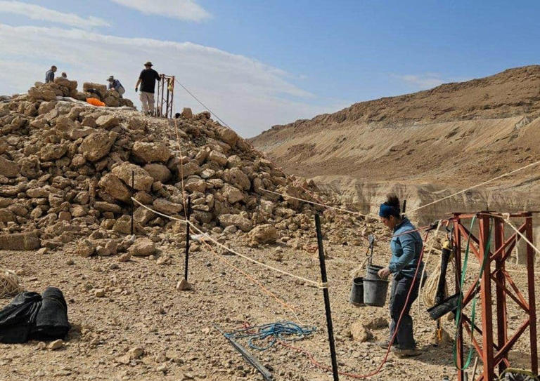 Archaeologists Discover A Massive 2,200-Year-Old Pyramid in the Judean ...