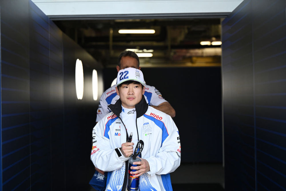 Red Bull set to replace Lawson with Tsunoda